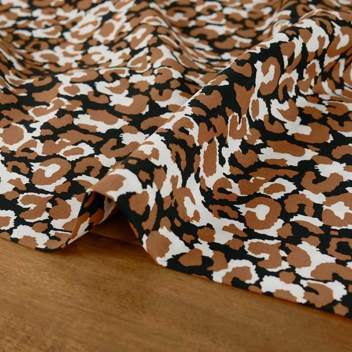 Tissus Léopard et Motifs Animaliers - Tendance | Atelier de la Création ...